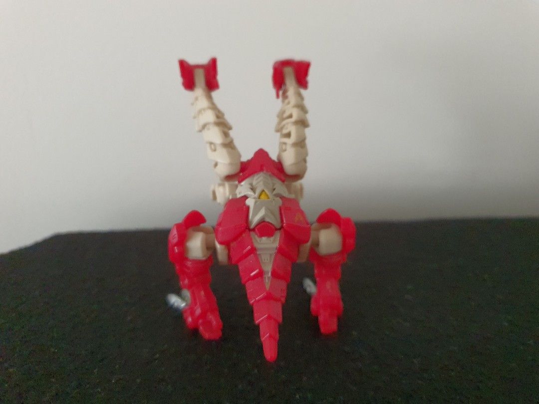 Transformers Hun-Gurr (Cyberverse Legion) and Dragonstorm (TLK Legion ...