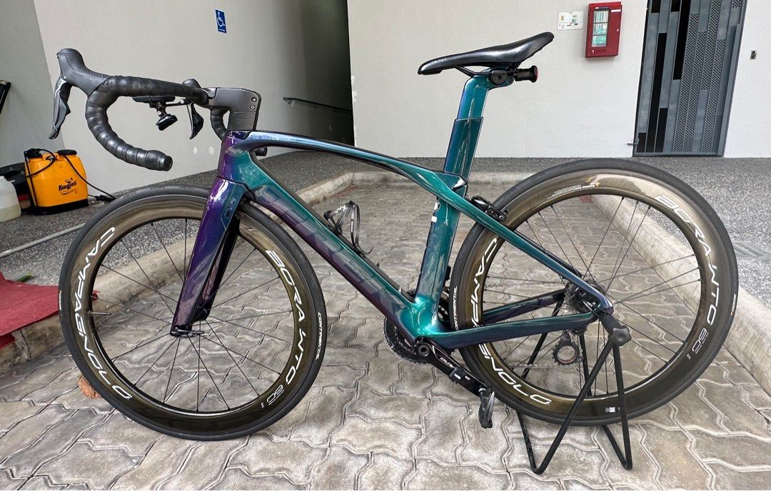 Trek Madone Project One ICON Amesthyst SLR 8 (Size 50), Sports ...