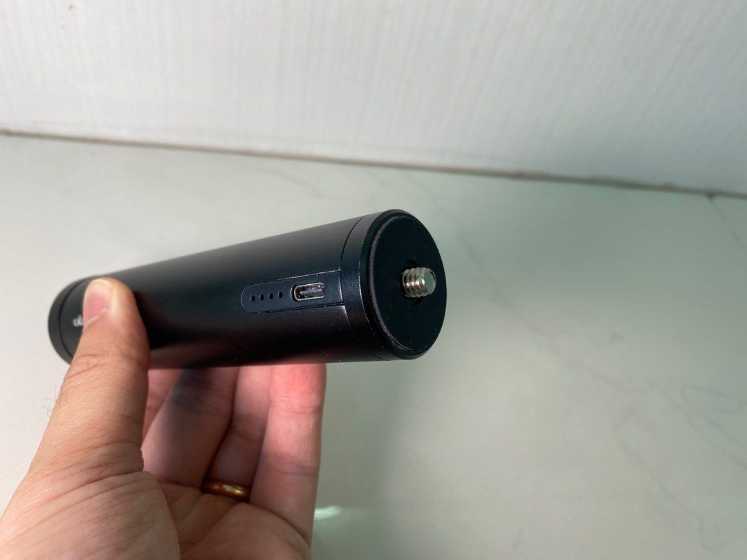 Ulanzi BG-2 | Action Handle Power Bank 6800, Photography, Photography ...