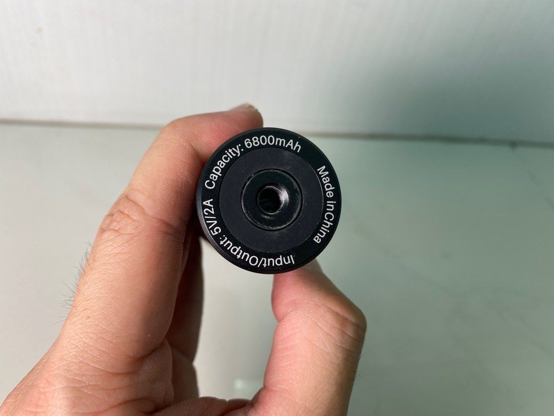 Ulanzi BG-2 | Action Handle Power Bank 6800, Photography, Photography ...