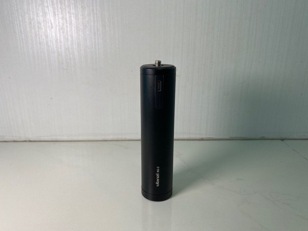 Ulanzi BG-2 | Action Handle Power Bank 6800, Photography, Photography ...