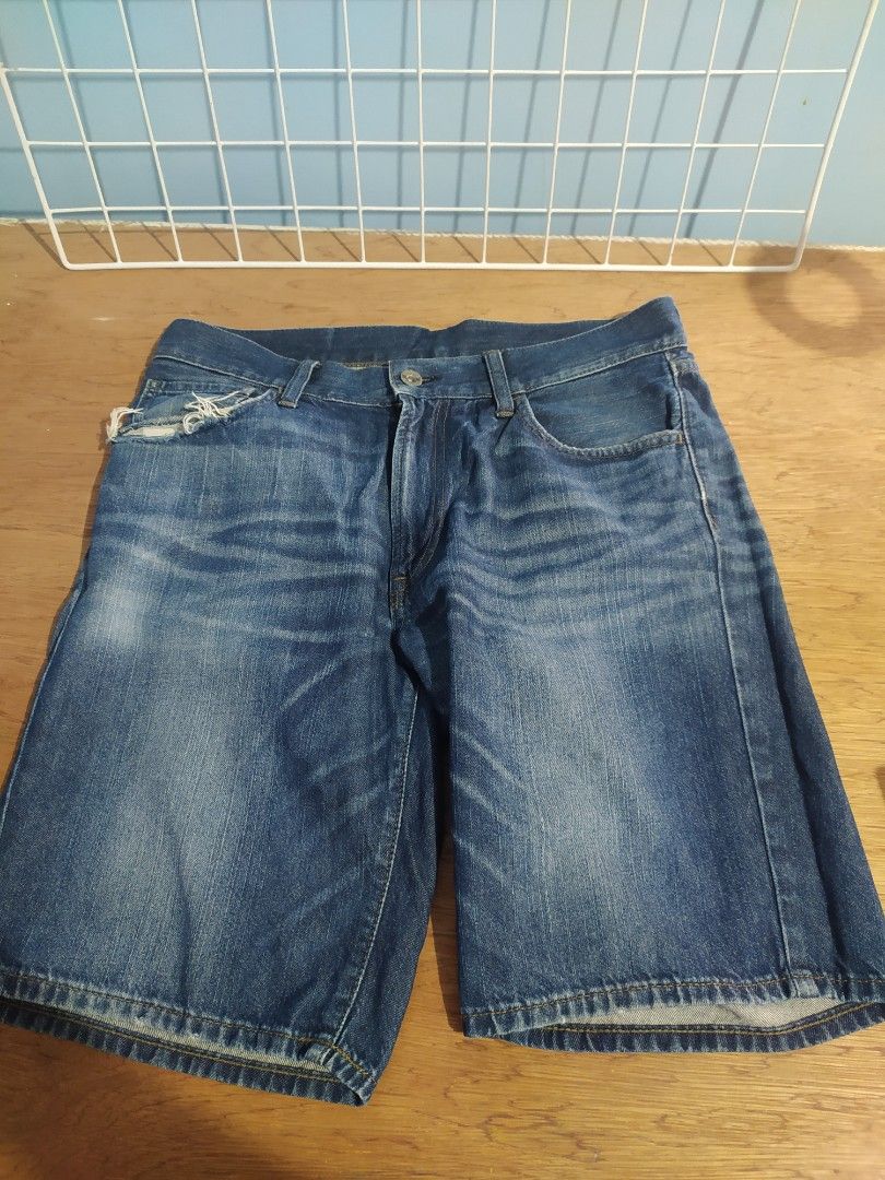 Uniqlo Maong Short on Carousell