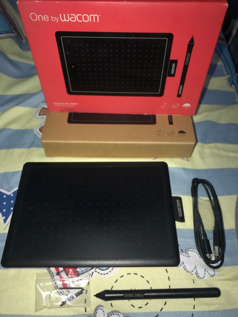 Wacom CTL-472/K0-C Graphic Drawing Pen Tablet Small One by Wacom ...