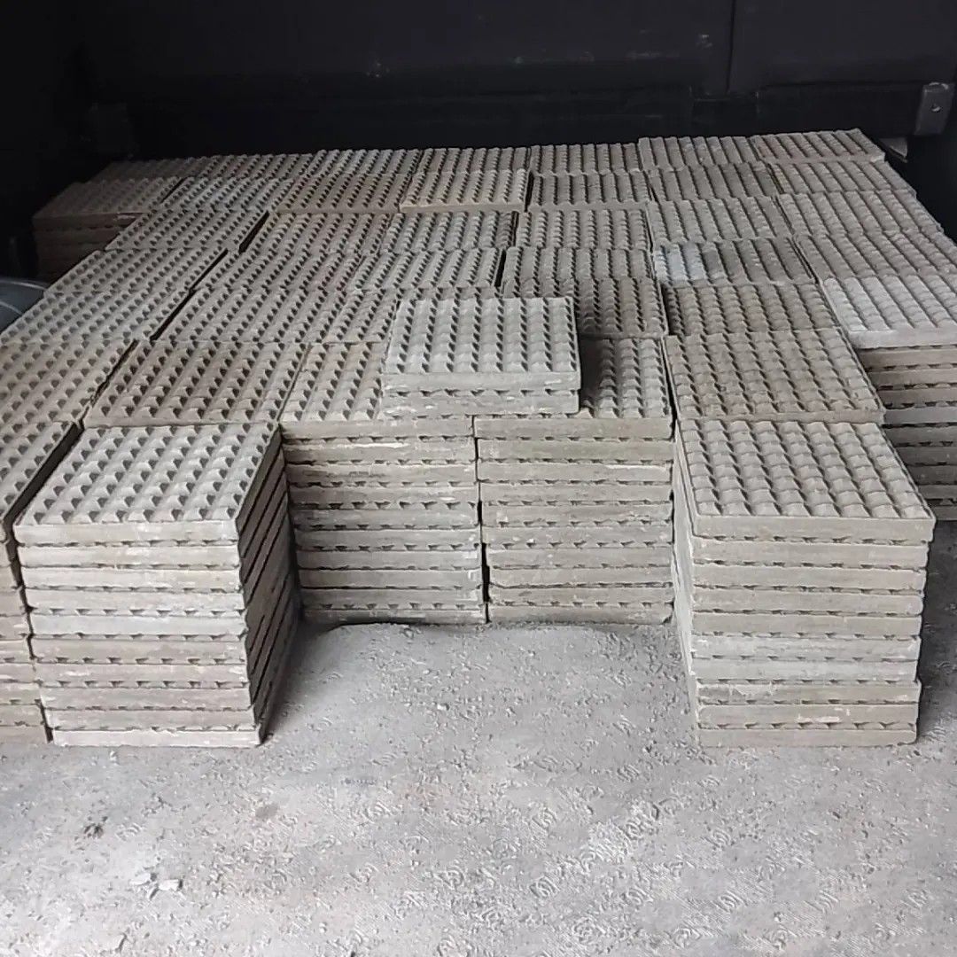 WAFFLE TILES 8*8 INCHES on Carousell