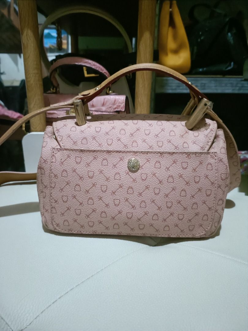 Why bag on Carousell