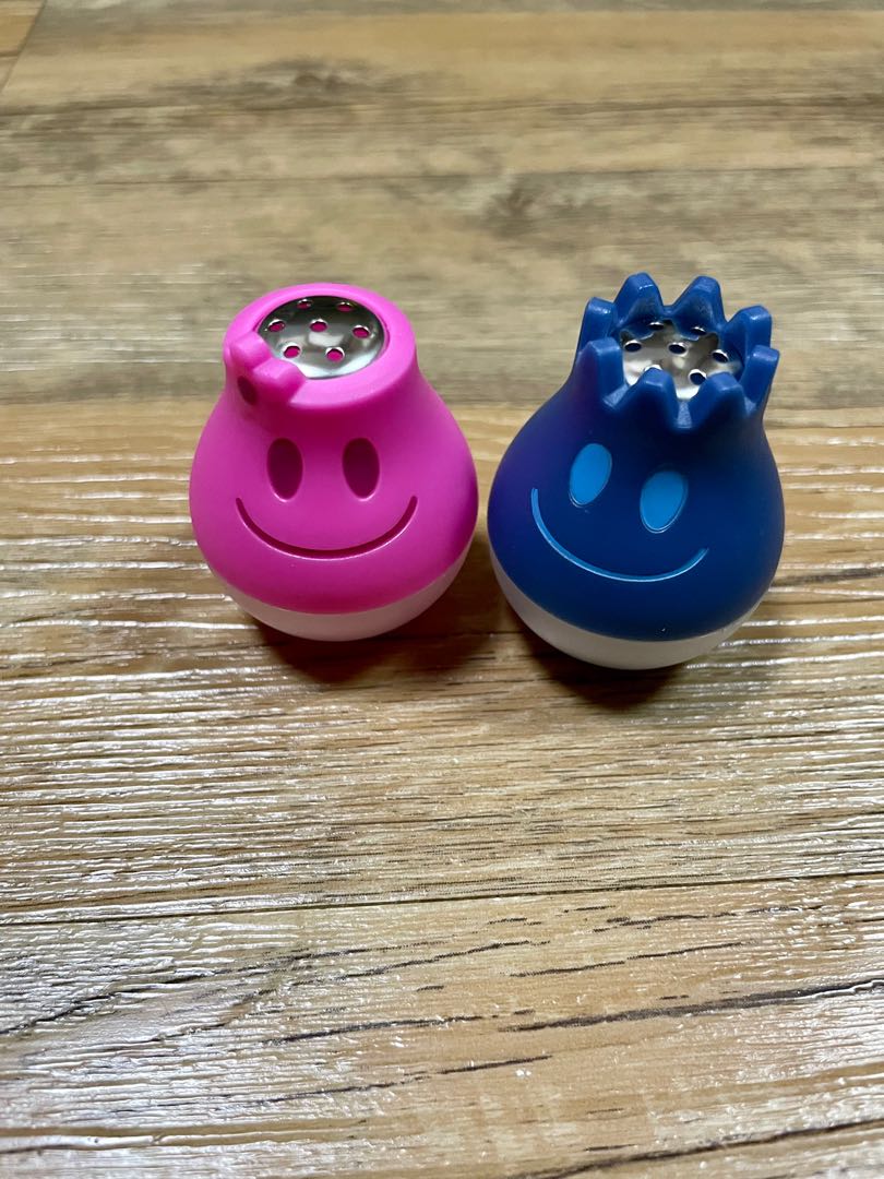 Willy Fred Mia Salt shaker set 2, Furniture & Home Living, Kitchenware ...