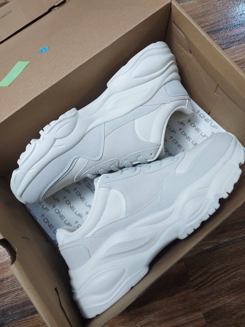 World Balance IDRIS Gray on Carousell