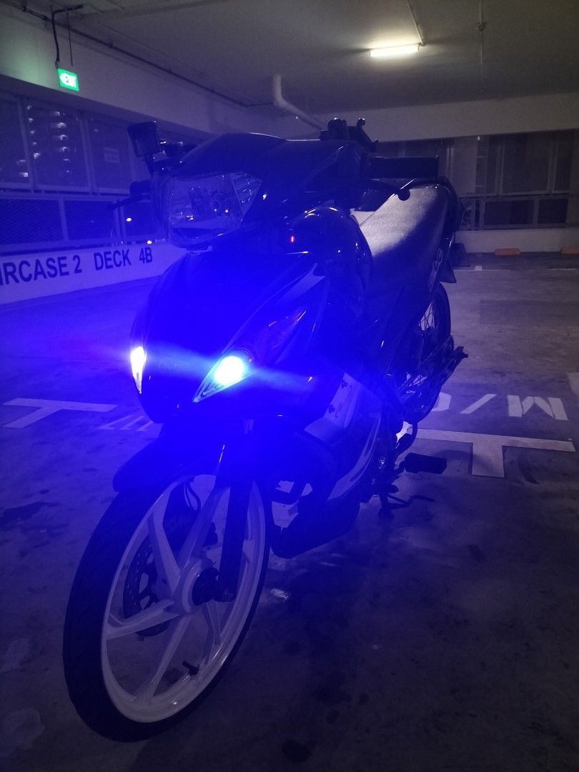 Yamaha Spark 135 t10 LED pole light, Motorcycles, Motorcycle ...