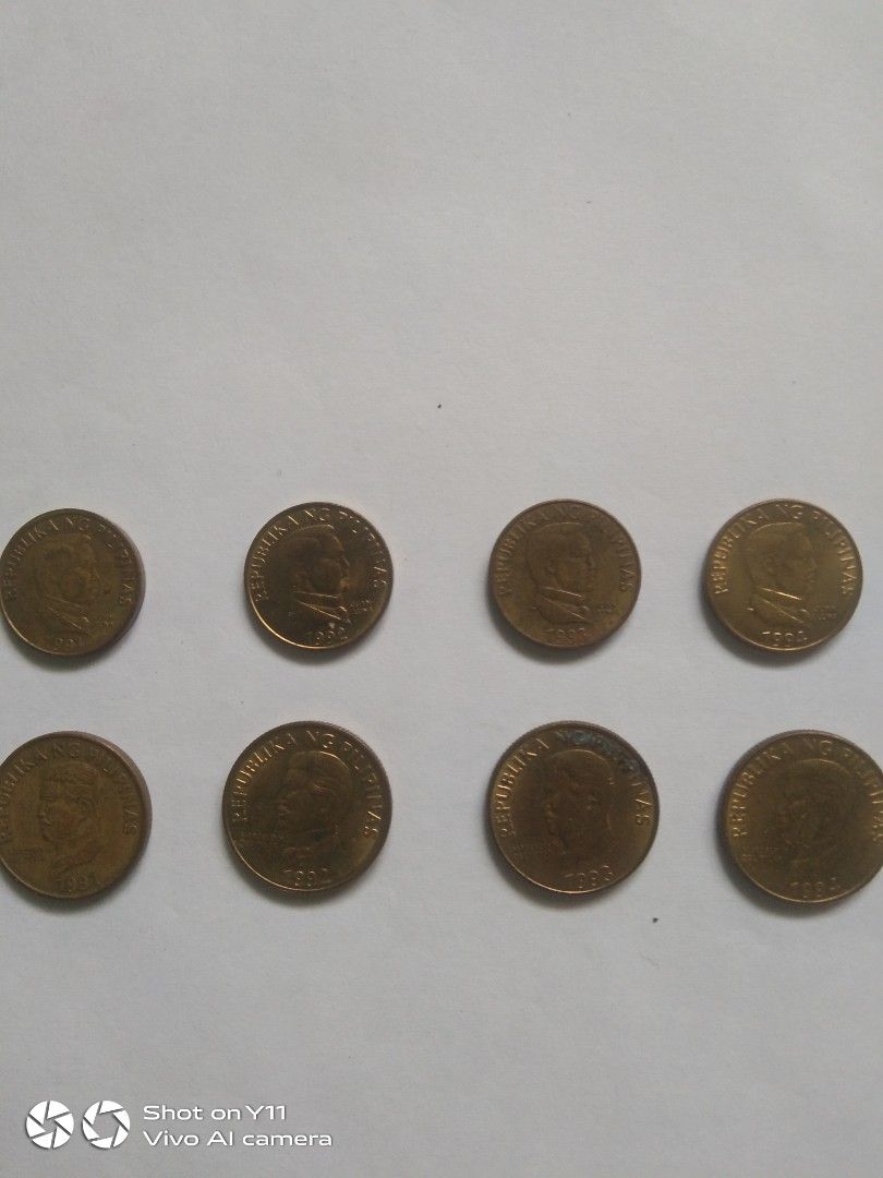 5 peso ang bagong lipunan, 2 peso set coconut big and small, 1 peso ...