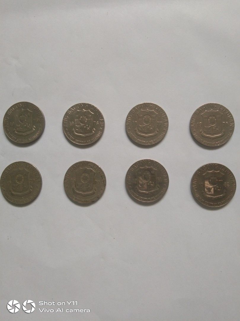 5 peso ang bagong lipunan, 2 peso set coconut big and small, 1 peso ...