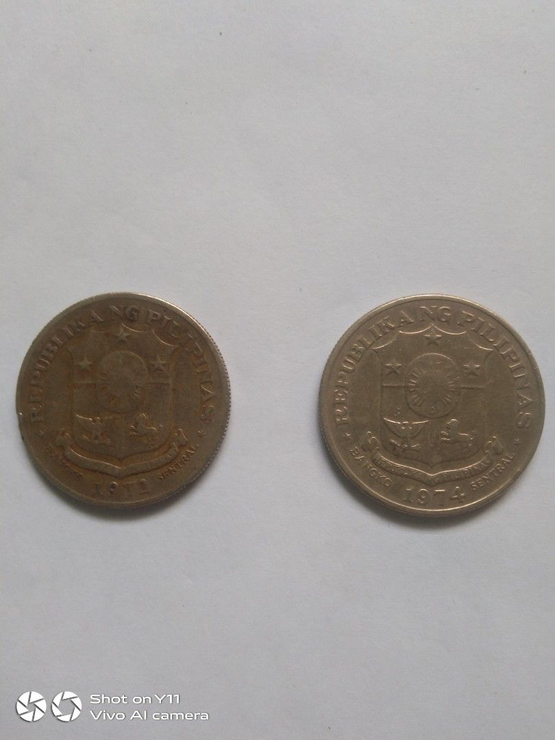 5 peso ang bagong lipunan, 2 peso set coconut big and small, 1 peso ...