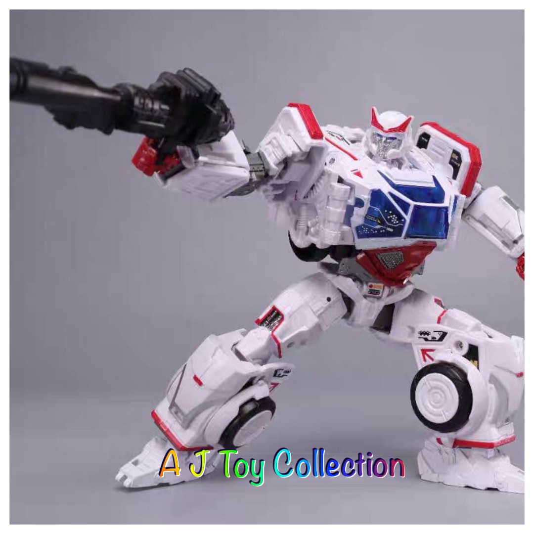 [ In Stock ] Transformers Shock Warrior SW01 SW-01 Oversized Studio Series SS82 SS-82 Ratchet ...