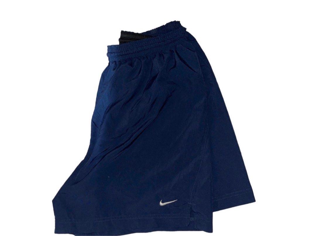 Above The knee Nike Side Swoosh legit, Men's Fashion, Bottoms, Shorts ...