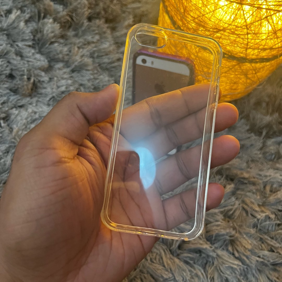 Apple iPhone SE 5 5S Case on Carousell