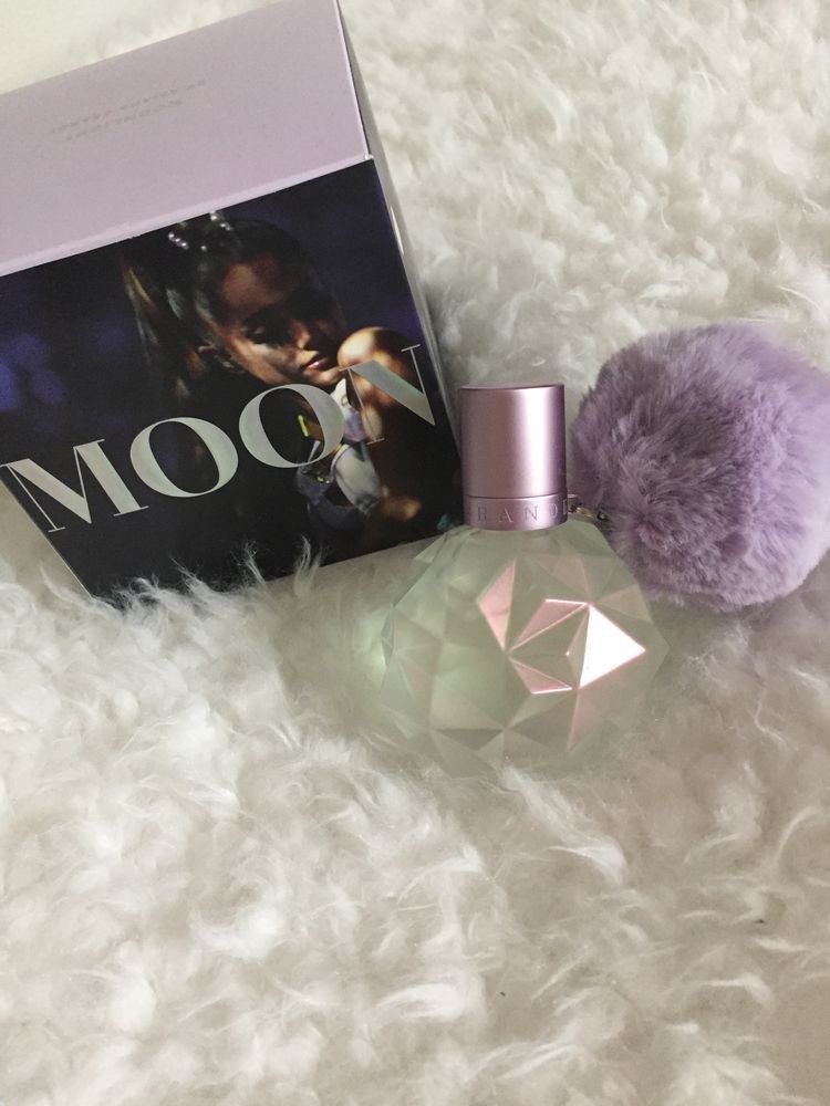Ariana Grande Moonlight Perfume (100 ml), Beauty & Personal Care ...