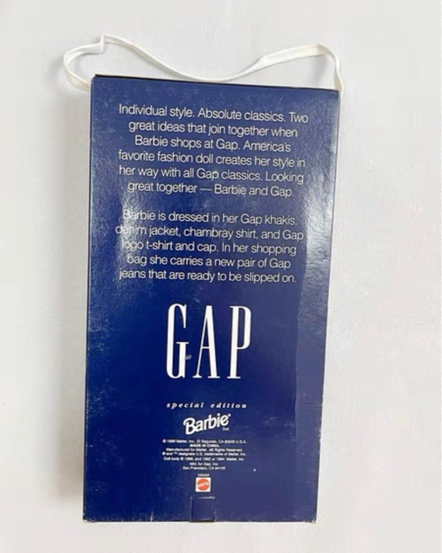 Barbie / 限量 Gap Barbie Doll 芭比公仔 收藏 fashion Barbie 禮物, 興趣及遊戲, 玩具 & 遊戲類 ...