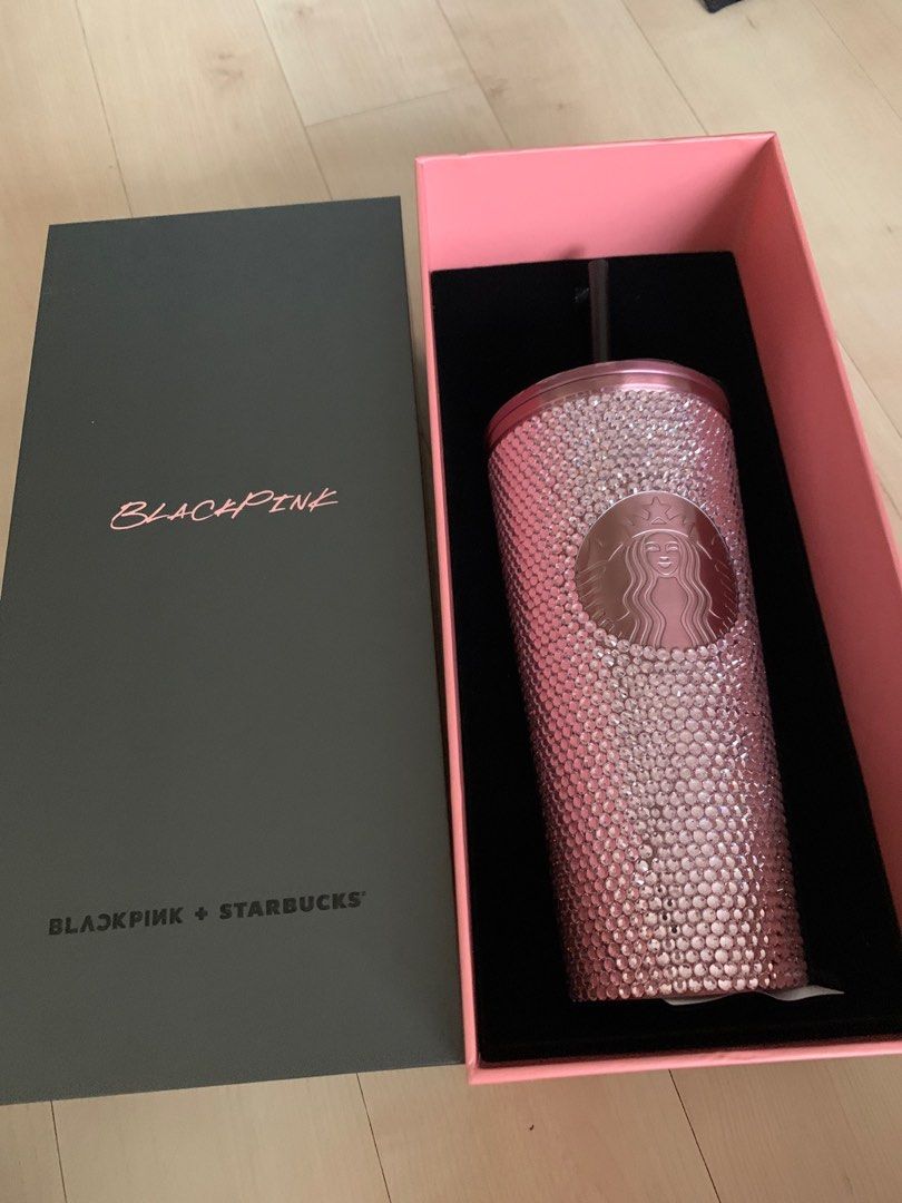 Blackpink x starbuck lisa 限量水鑽杯, 興趣及遊戲, 收藏品及紀念品, 韓流 - Carousell