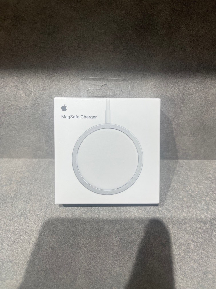 Brand new Apple MagSafe Charger, Computers & Tech, Parts & Accessories ...