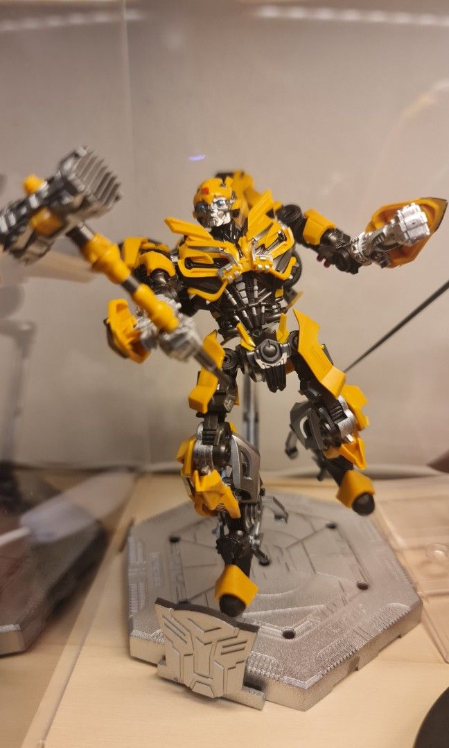 Bumblebee Trumpeter (Custom Repainted), Hobbies & Toys, Toys & Games on ...