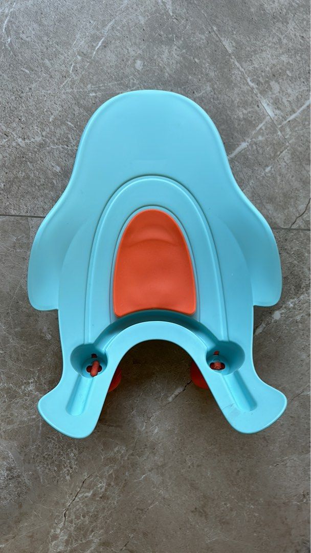 Butt washing artefact, Babies & Kids, Bathing & Changing, Toilet ...