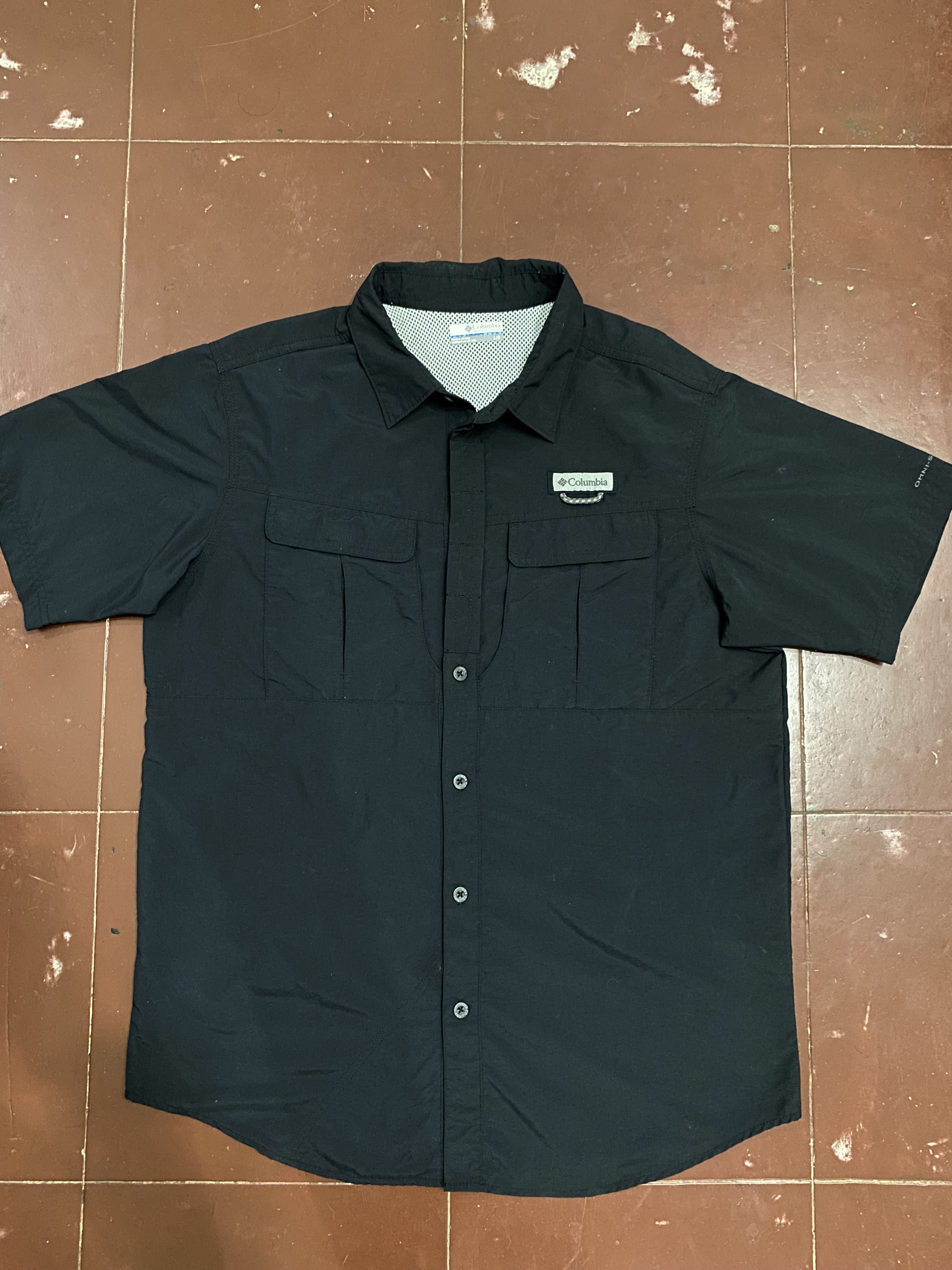 Columbia omni shield trek polo on Carousell