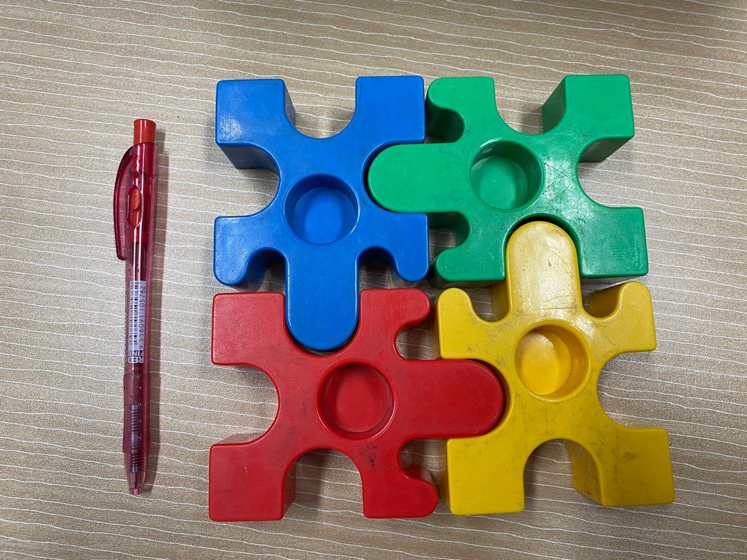 Connecting Blocks, Hobbies & Toys, Toys & Games on Carousell