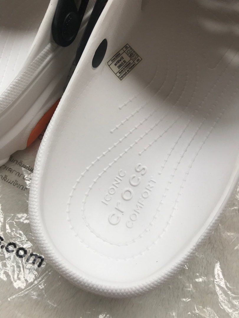 CROCS - TERRAIN CLOG white on Carousell
