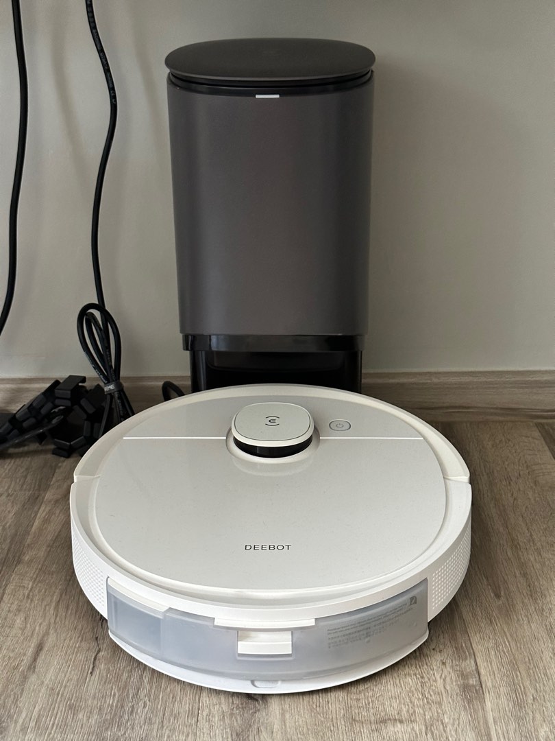 ECOVACS DEEBOT T9+ with Auto Empty Station, TV & Home Appliances ...