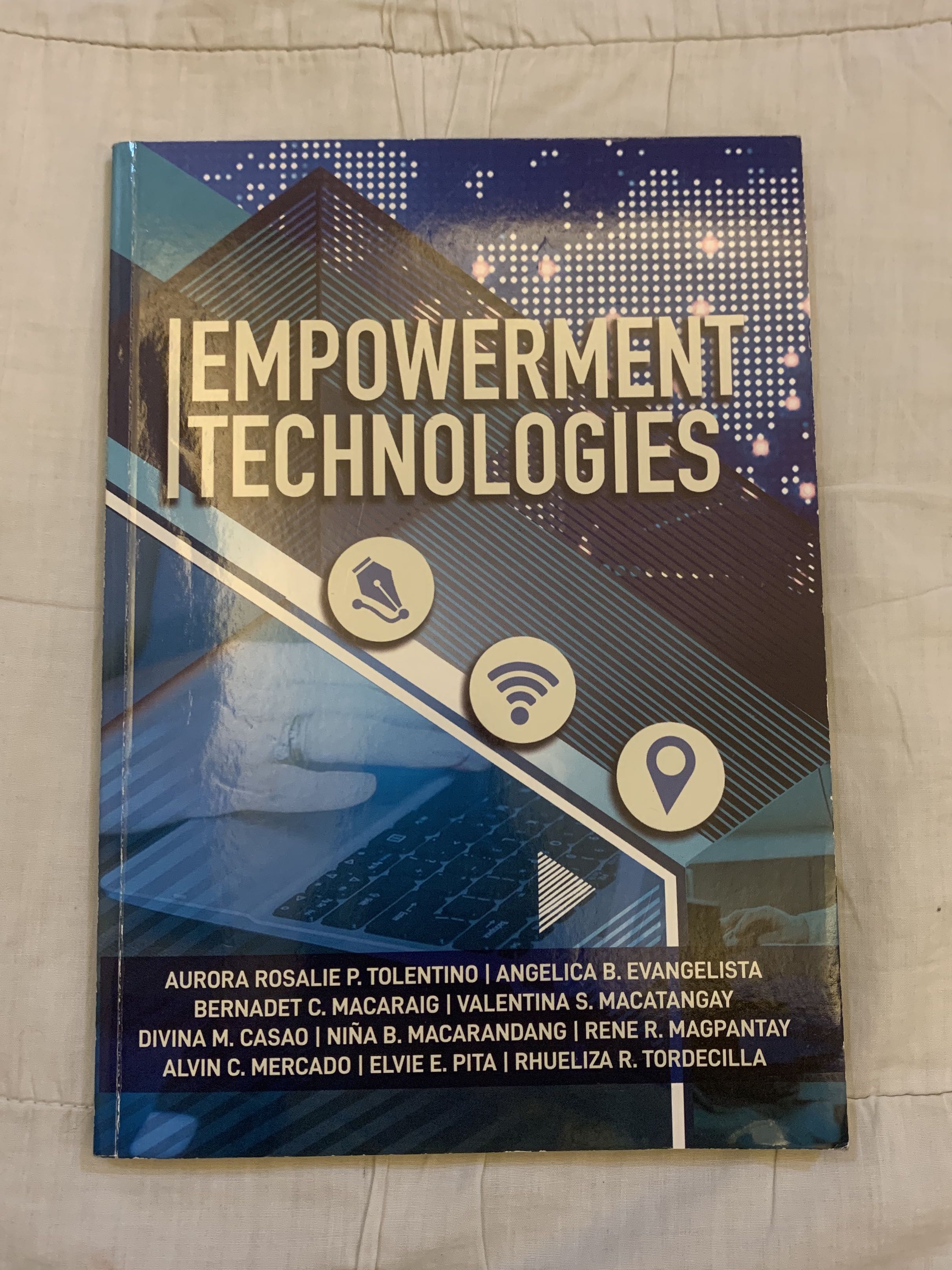Empowerment Technologies (Grade 11), Hobbies & Toys, Books & Magazines ...