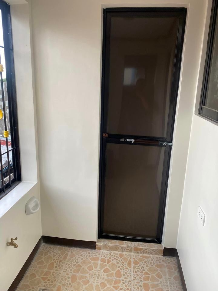 Female Bed Spacer QC / TRINOMA / SMNORTH / Vertis North / Quezon City ...