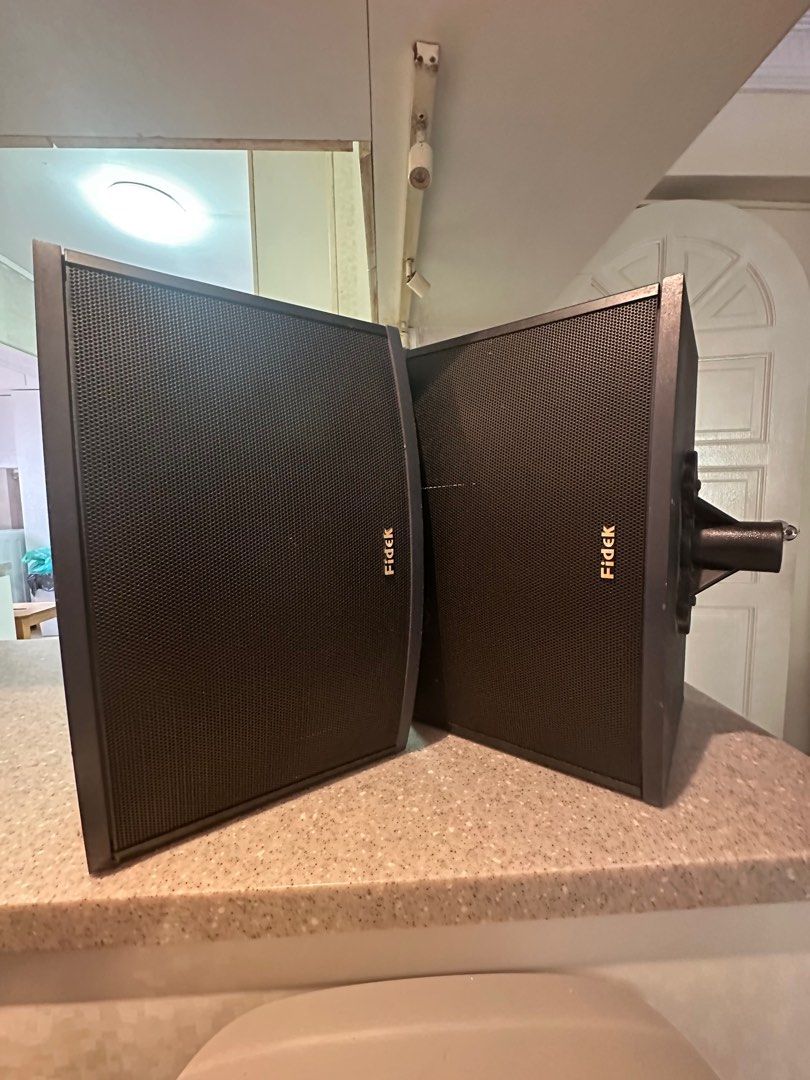 Fidek Speakers With Stand, Audio, Soundbars, Speakers & Amplifiers on Carousell