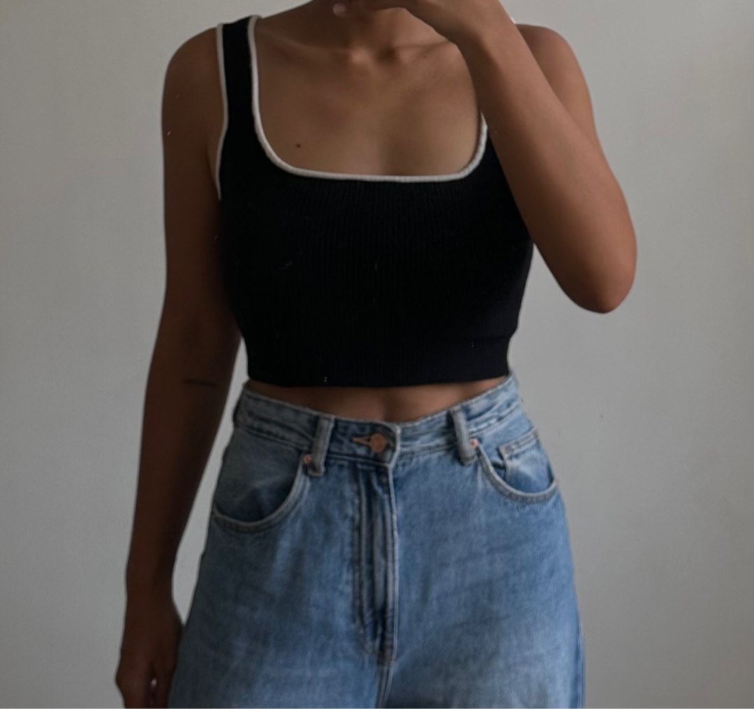 Glassons top, Women's Fashion, Tops, Sleeveless on Carousell