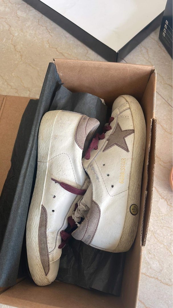 Gold Goose Authentic, Men's Fashion, Footwear, Casual shoes on Carousell