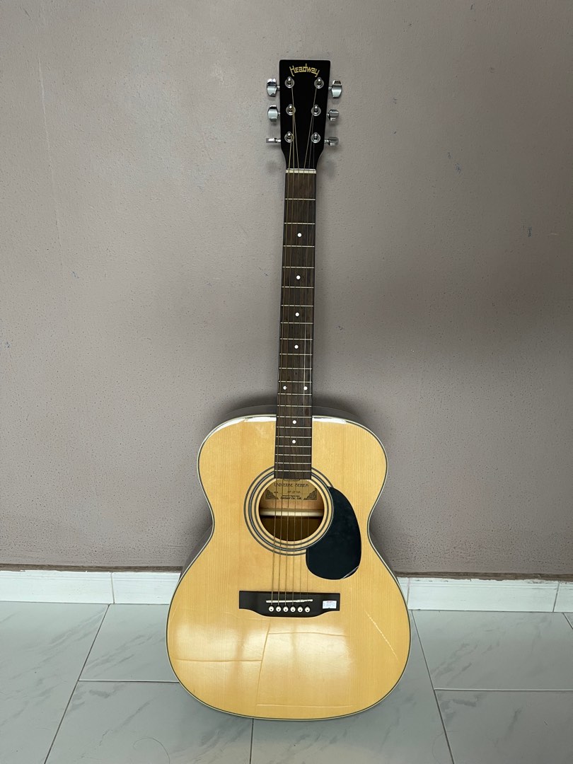 Headway guitar, Hobbies & Toys, Music & Media, Musical Instruments on Carousell