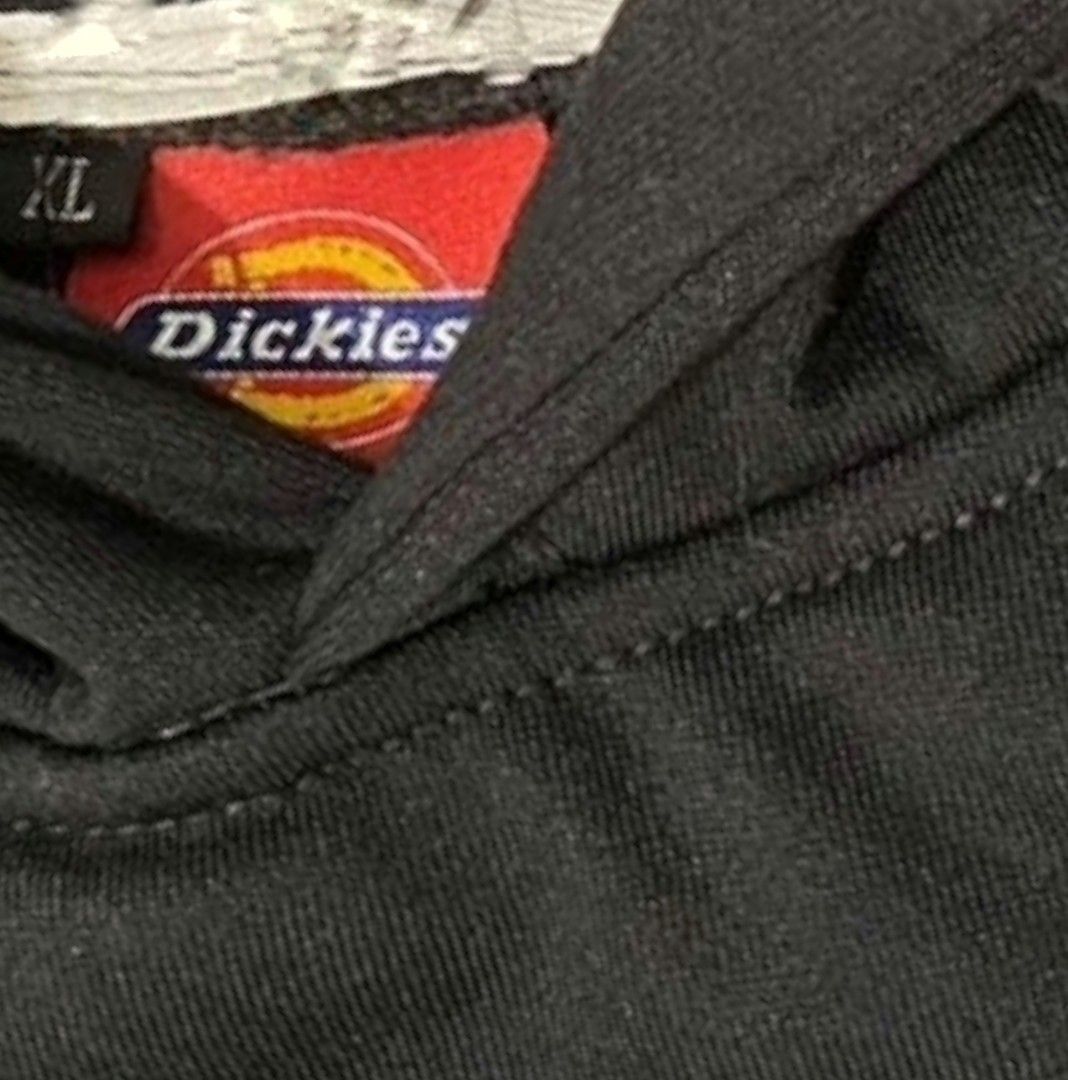 Hoodie Dickies Camo Logo Font Hitam, Fesyen Pria, Pakaian , Baju Luaran ...