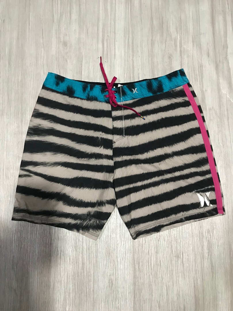 Hurley Phantom Short, Men's Fashion, Bottoms, Swim Trunks & Board ...