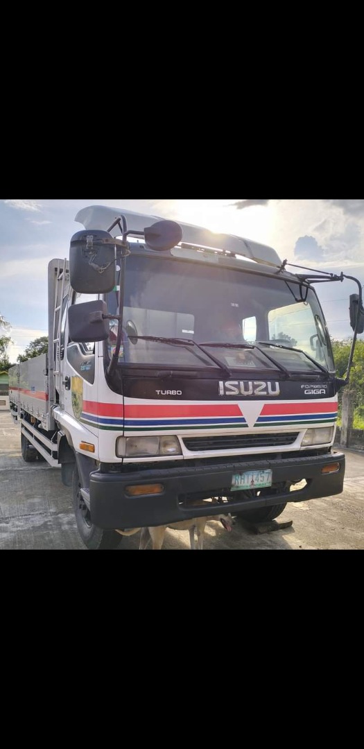 Isuzu Forward Truck, Commercial & Industrial, Industrial Equipment on ...