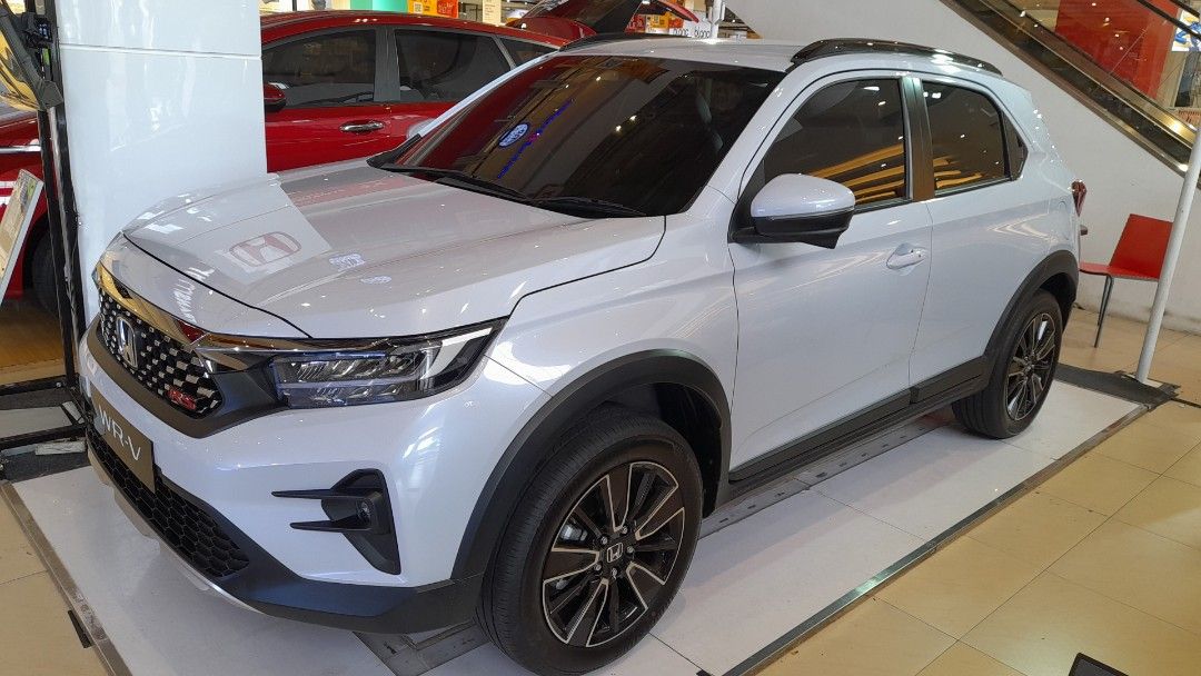 Jual WRV RS 2023, Mobil & Motor, Mobil untuk Dijual di Carousell