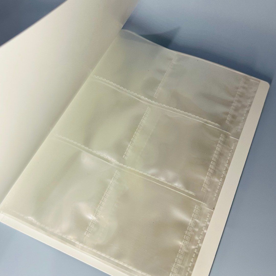 Jujutsu Kaisen Seal/Sticker Collection File Album (60 pockets, can fit ...