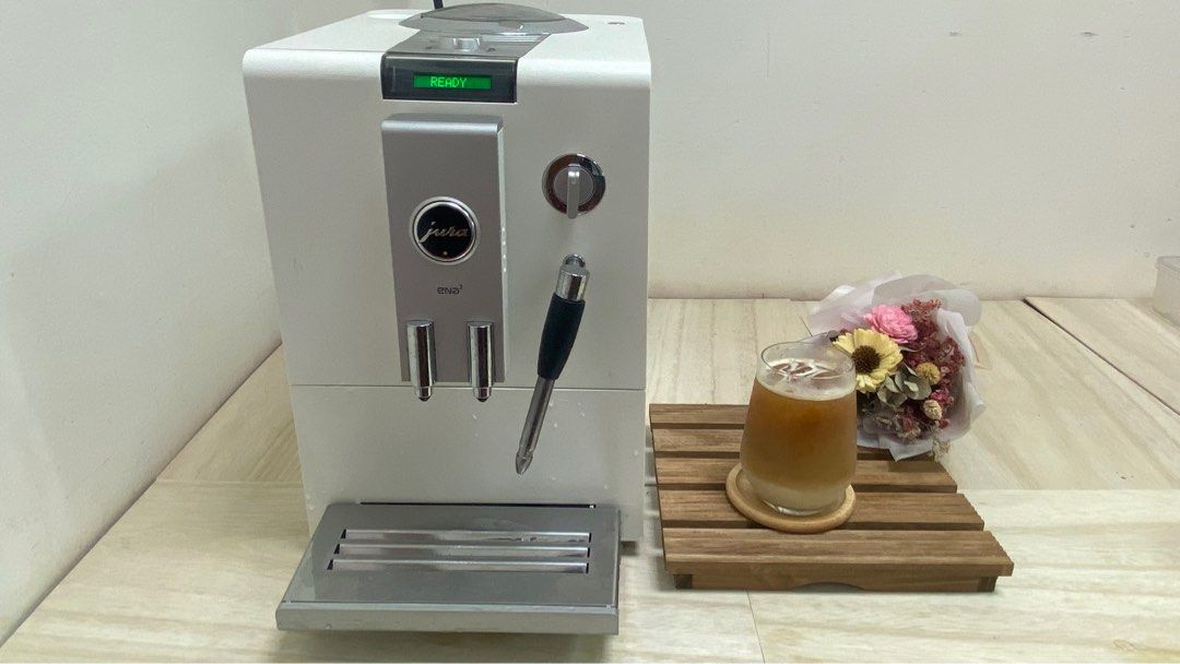 Jura ENA3 咖啡機 全自動咖啡機 義式咖啡機 全自動義式咖啡機, 電視及其他電器 , 廚房用品, 咖啡機及咖啡壺在旋轉拍賣