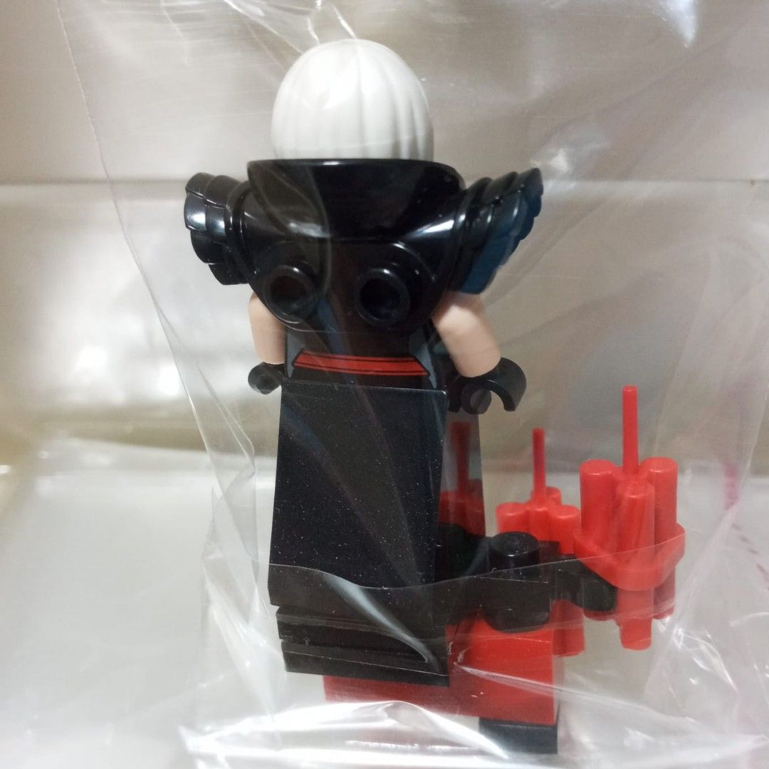 Lego Magpie minifigure, Hobbies & Toys, Toys & Games on Carousell