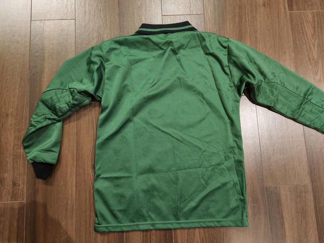 Liverpool FC Green Vintage Goalkeeper Jersey, Men's Fashion, Activewear ...