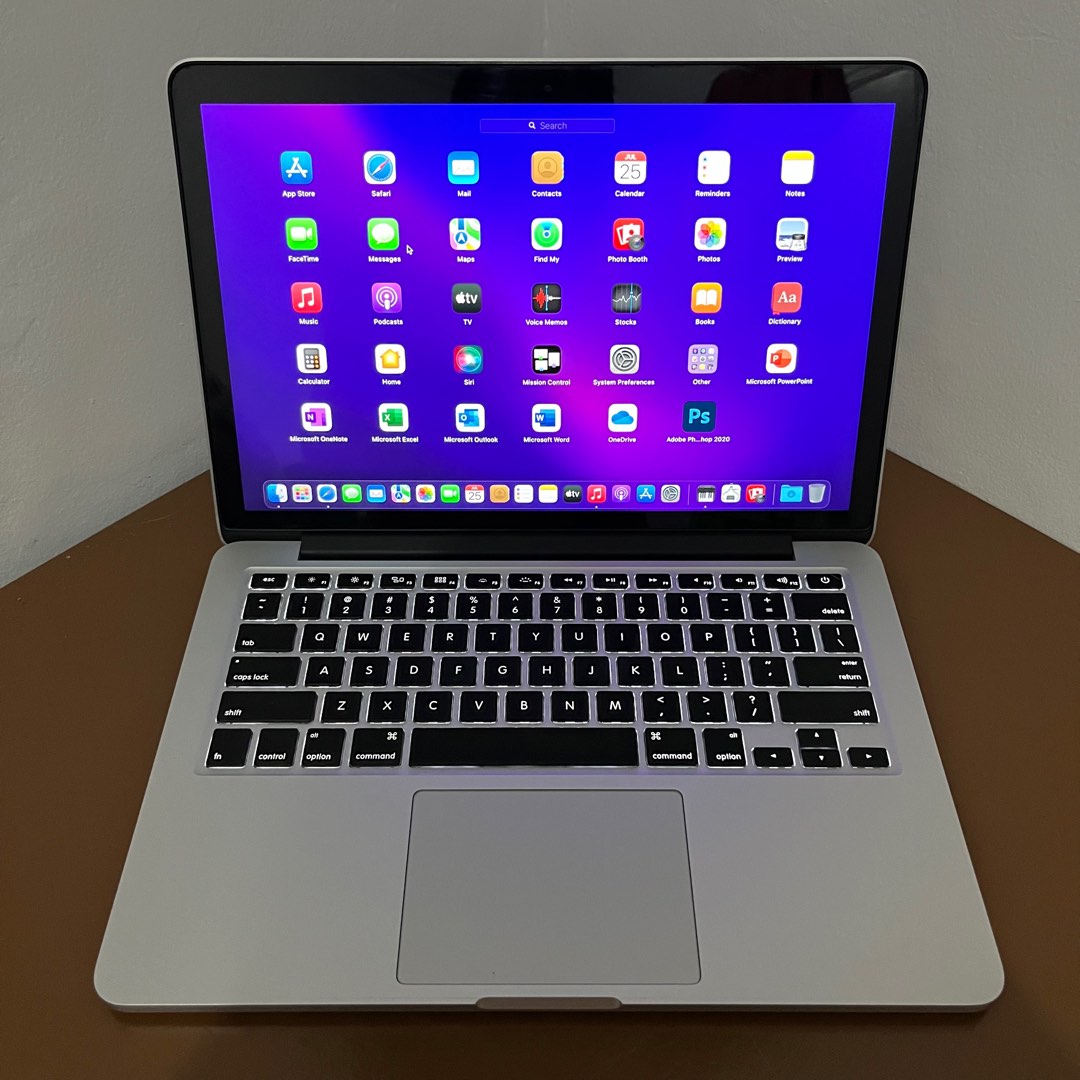 Macbook Pro Retina 2015 13inch 256gb ssd on Carousell