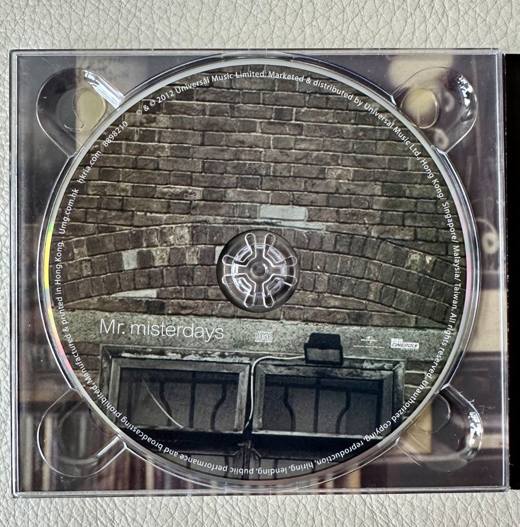 Mr. - Misterdays (CD + DVD), 興趣及遊戲, 音樂、樂器 & 配件, 音樂與媒體 - CD 及 DVD ...