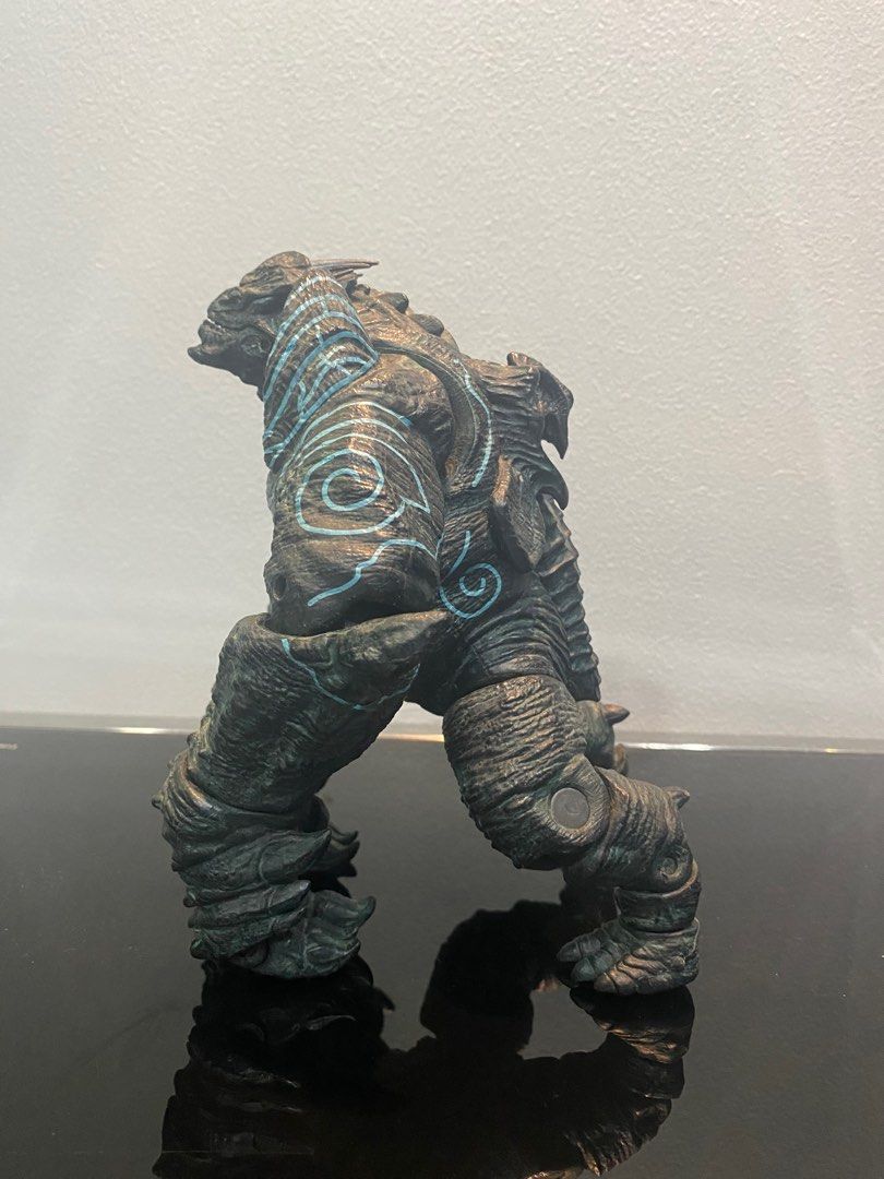 NECA Pacific Rim Leatherback, Hobbies & Toys, Toys & Games on Carousell