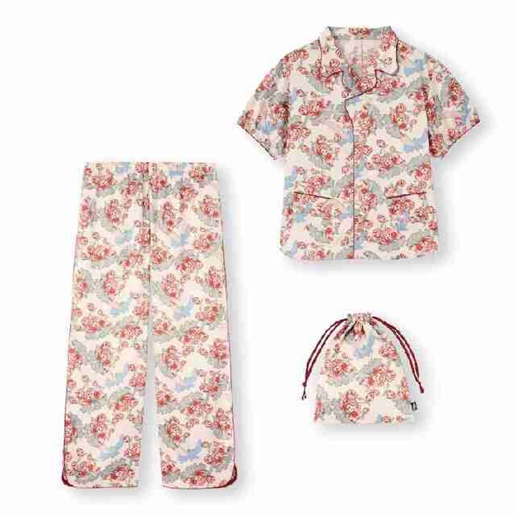NEW GU UNDERCOVER Pajamas, Fesyen Wanita, Pakaian Wanita, Gaun & Rok di ...