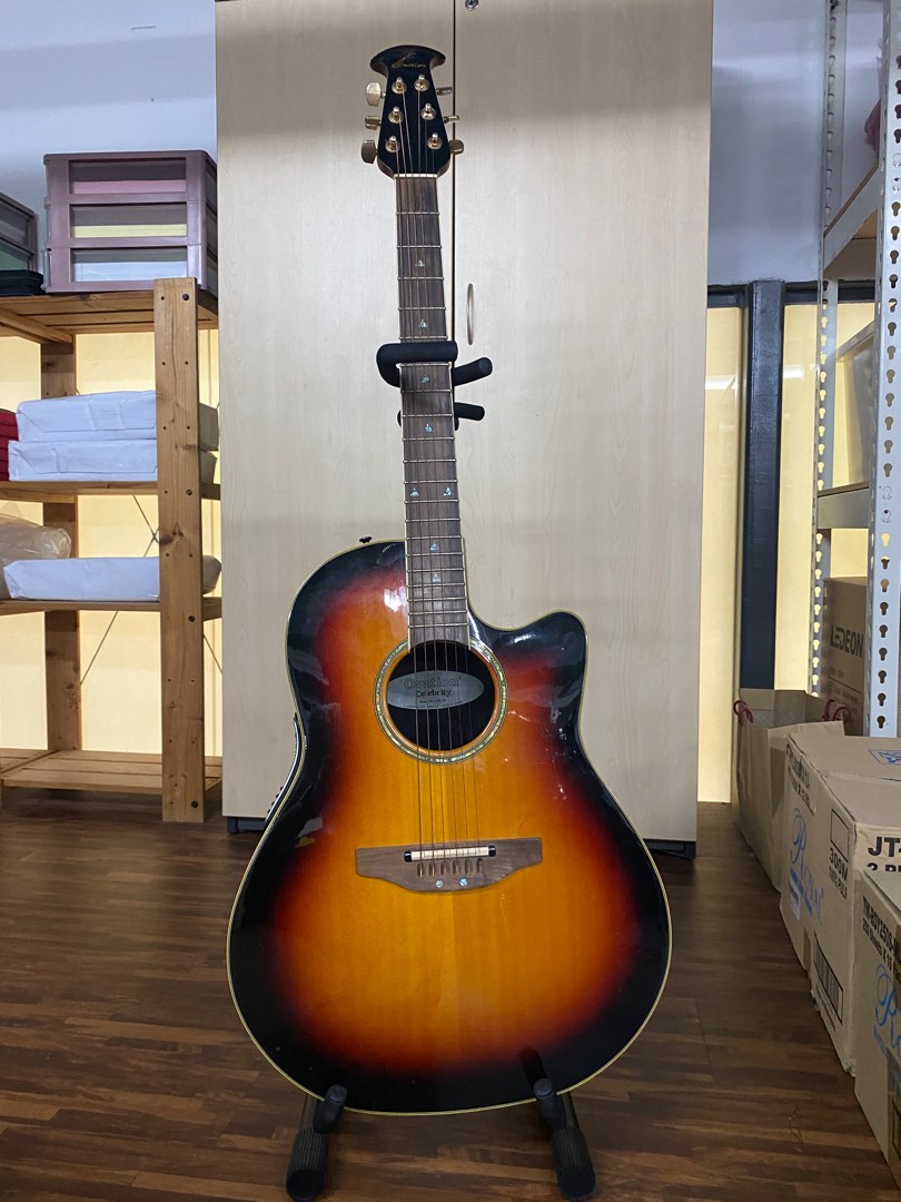 Ovation Celebrity CS24, Hobbies & Toys, Music & Media, Musical ...
