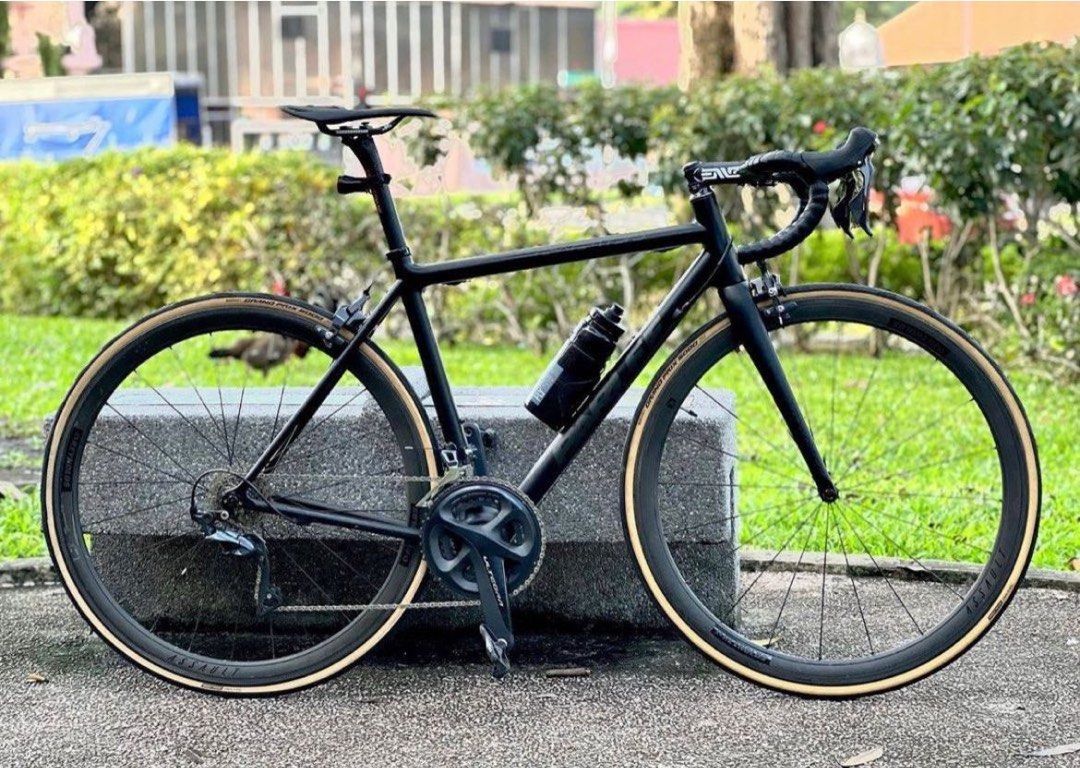 Parlee Z5 Full Carbon road bike Rim brake R8000 ultegra reynolds ...