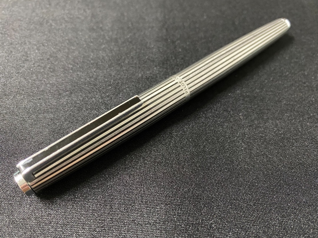Pilot Custom Steel Striped 18K WG Fountain Pen, Hobbies & Toys ...