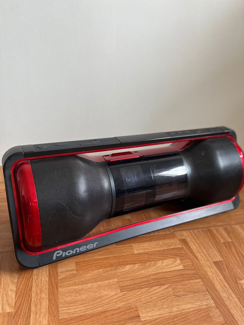 Pioneer Steez Crew Speaker w/ box and complete accessories (Used once ...